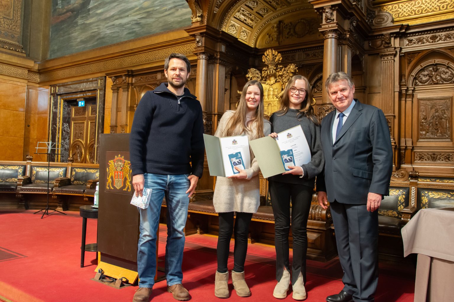 Ehrung im Hamburger Rathhaus für Grootmoor-Schülerinnen – Gymnasium ...